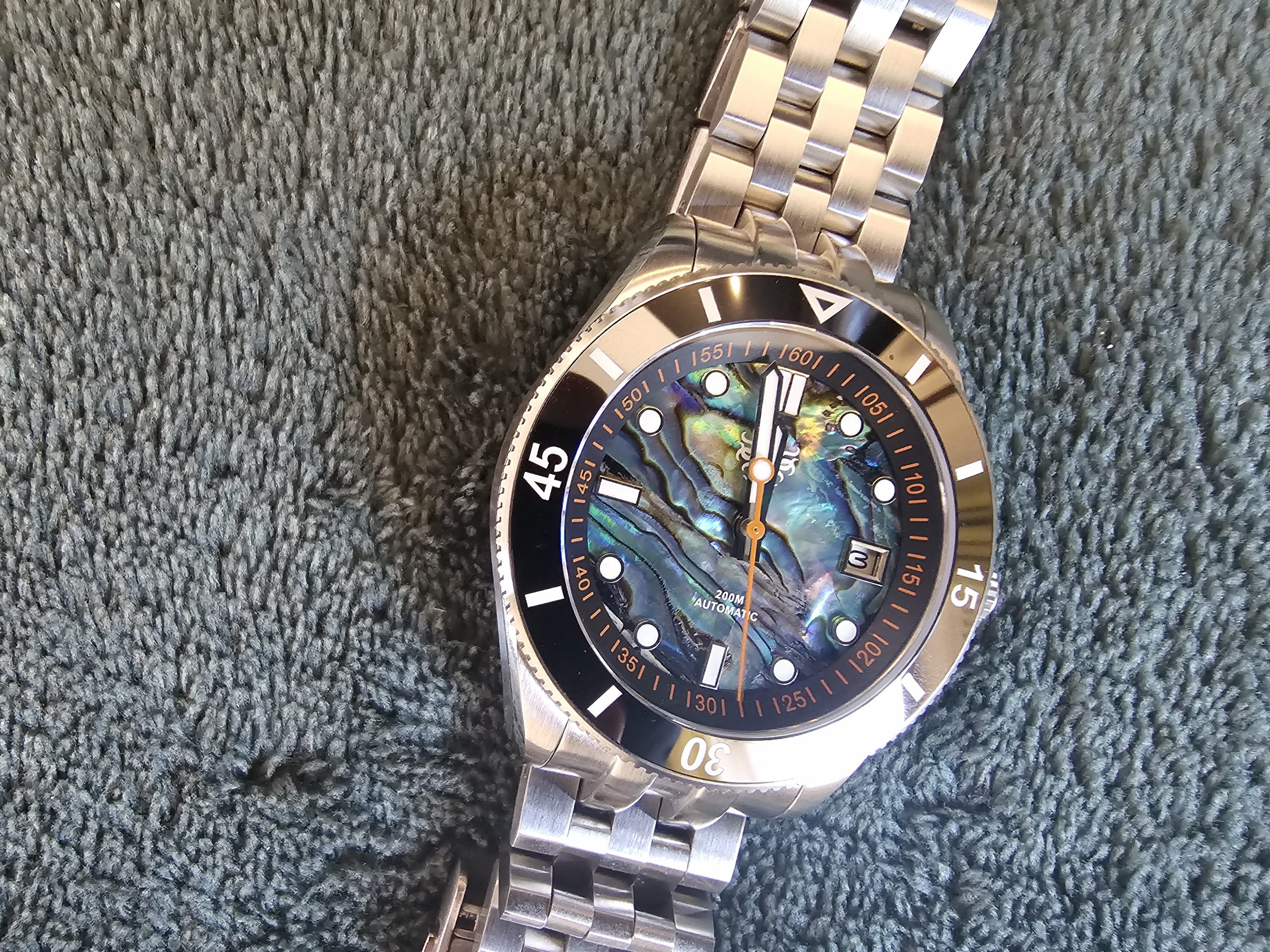 Watch Review - Phoibos Wavemaster - Watch Country